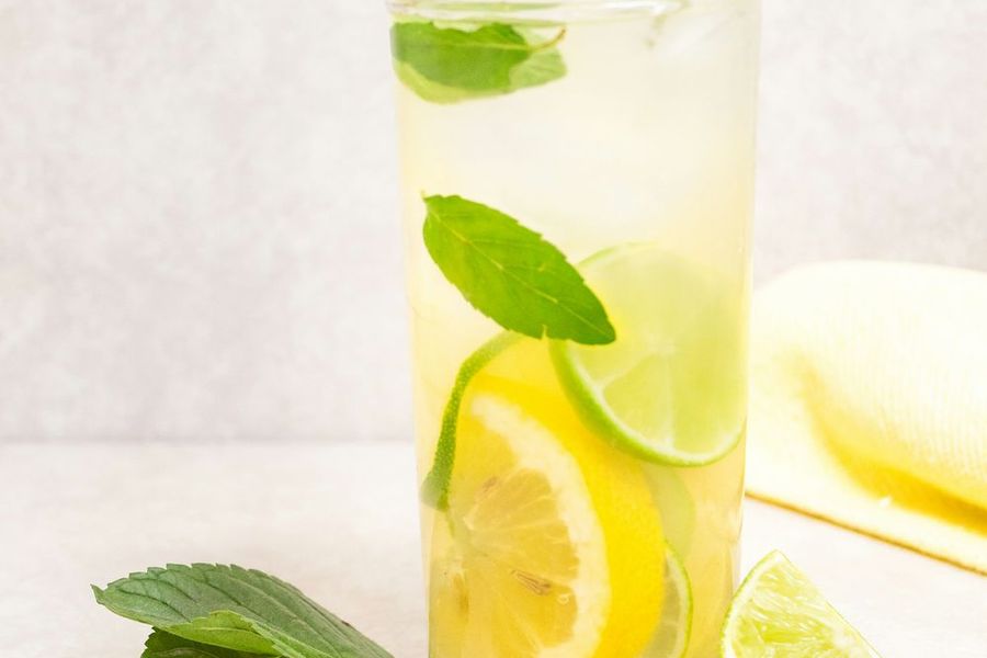 Lemon juice, the drink that combats inflammation, aging and liver damage
